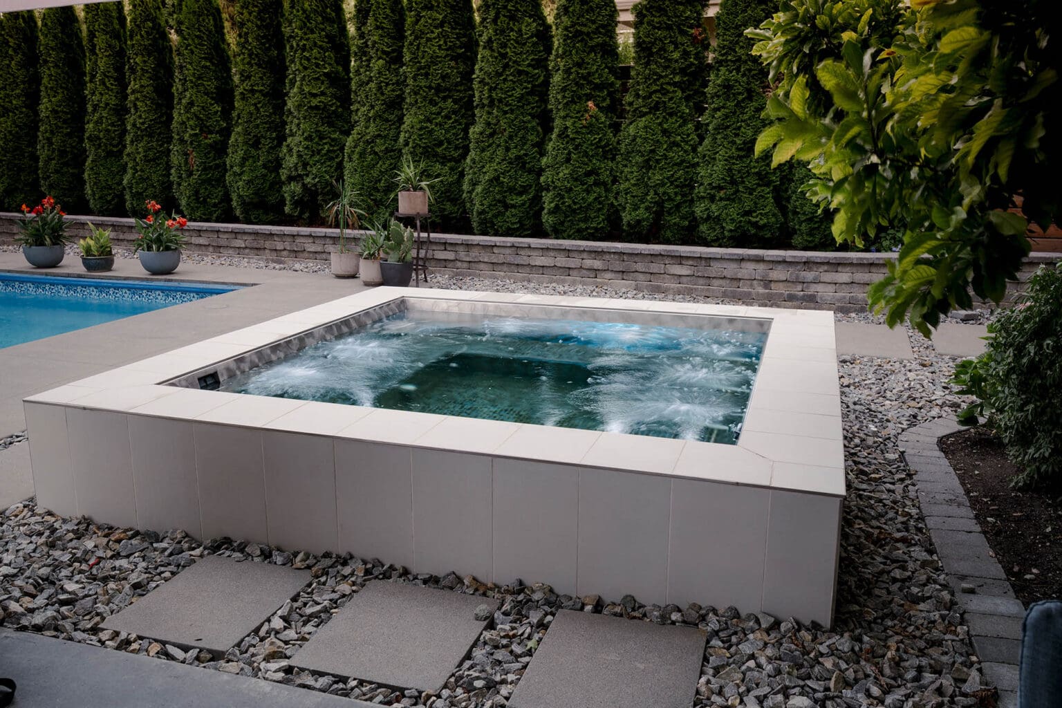 Stainless Steel Hot Tubs | Tesoro Pool and Spa